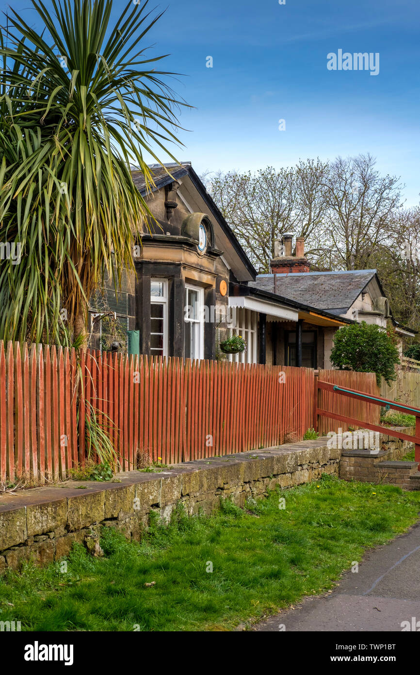 Trinity house edinburgh hi-res stock photography and images - Alamy