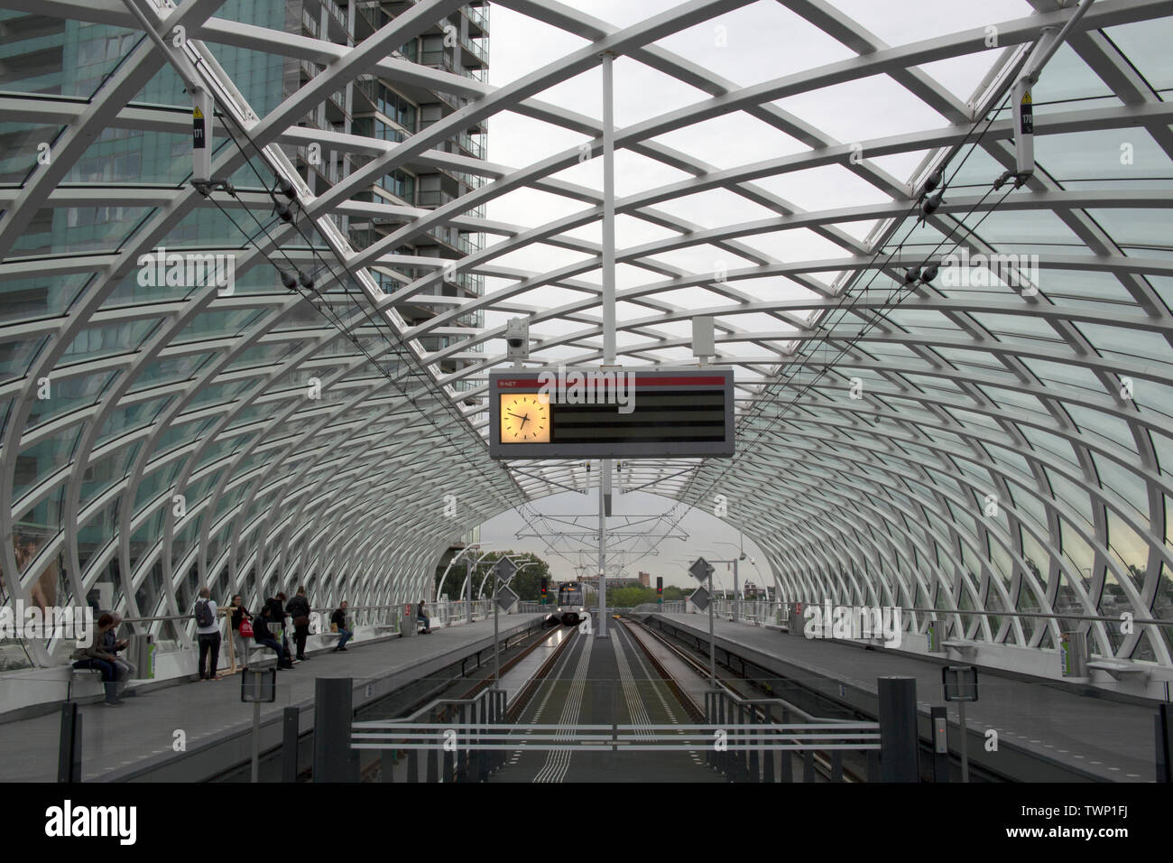 Den Haag Centraal railway station, metro platform for trains to ...