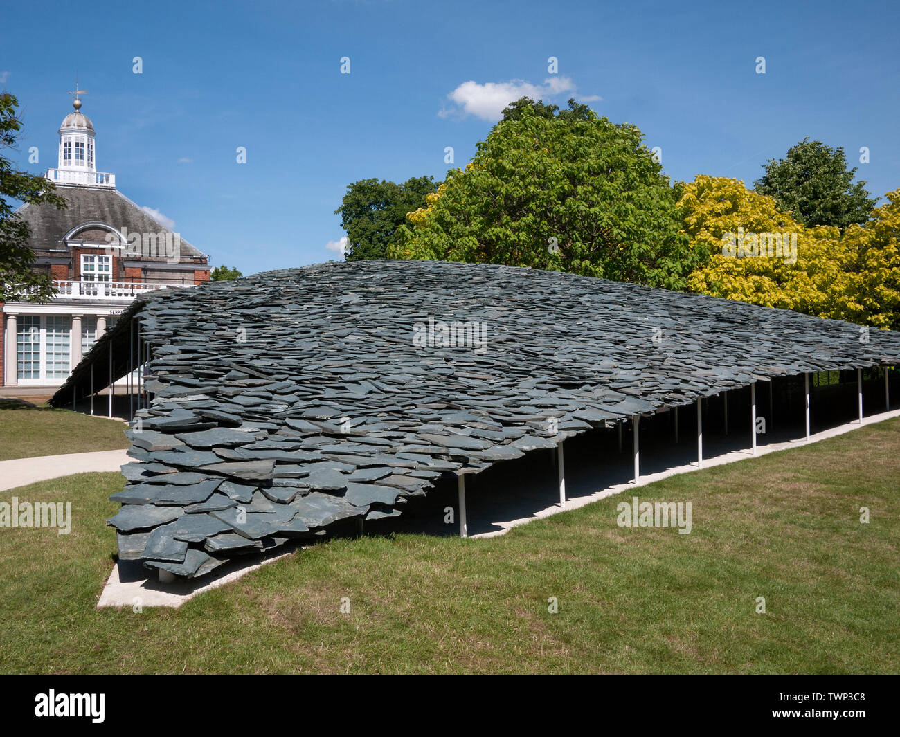 Summer pavillion hi-res stock photography and images - Alamy