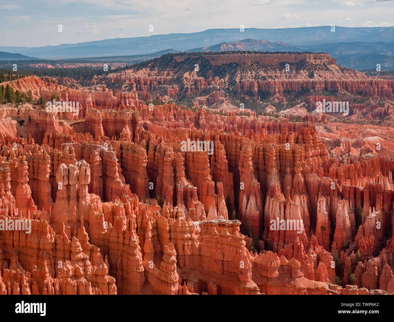 Morning view of the famous Bryce Canyon National Park from Inspiration ...