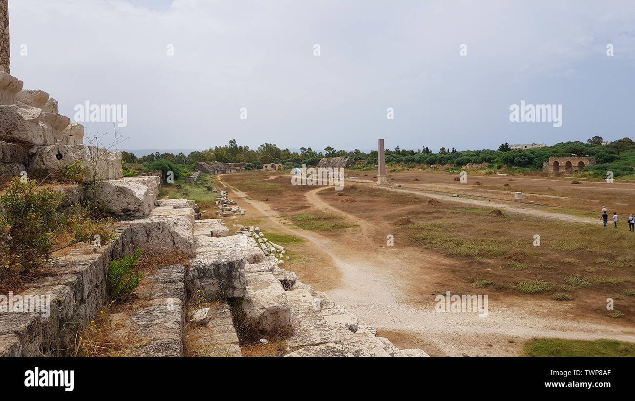 City of tyre beirut hi-res stock photography and images - Alamy