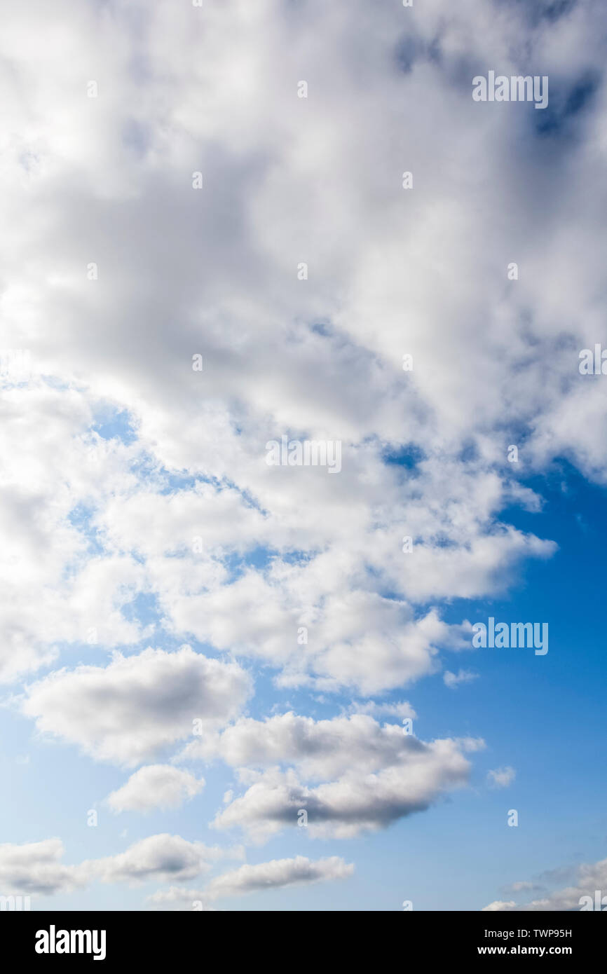 Sky in blue clouds hi-res stock photography and images - Alamy