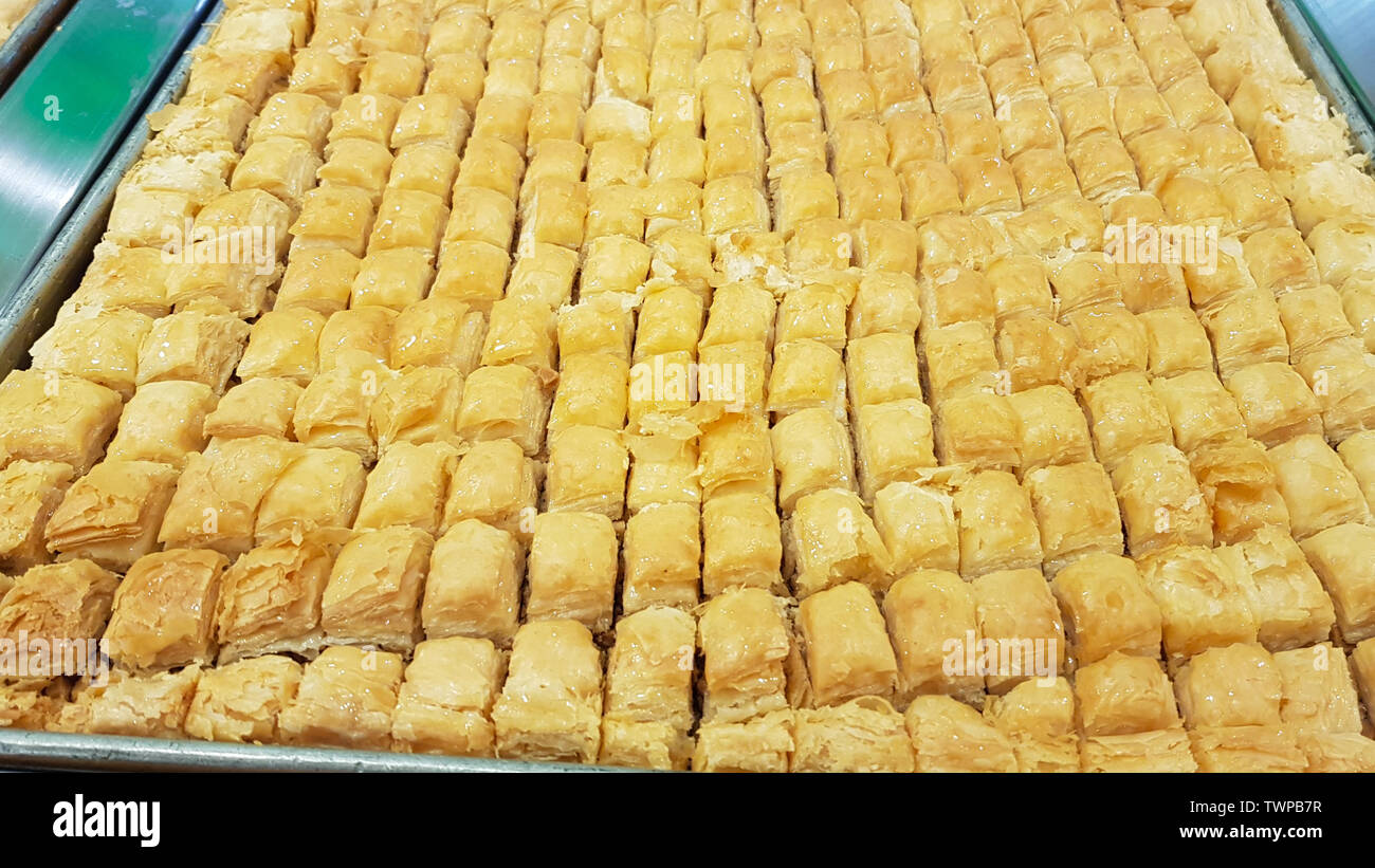 Lebanese cake hi-res stock photography and images - Alamy
