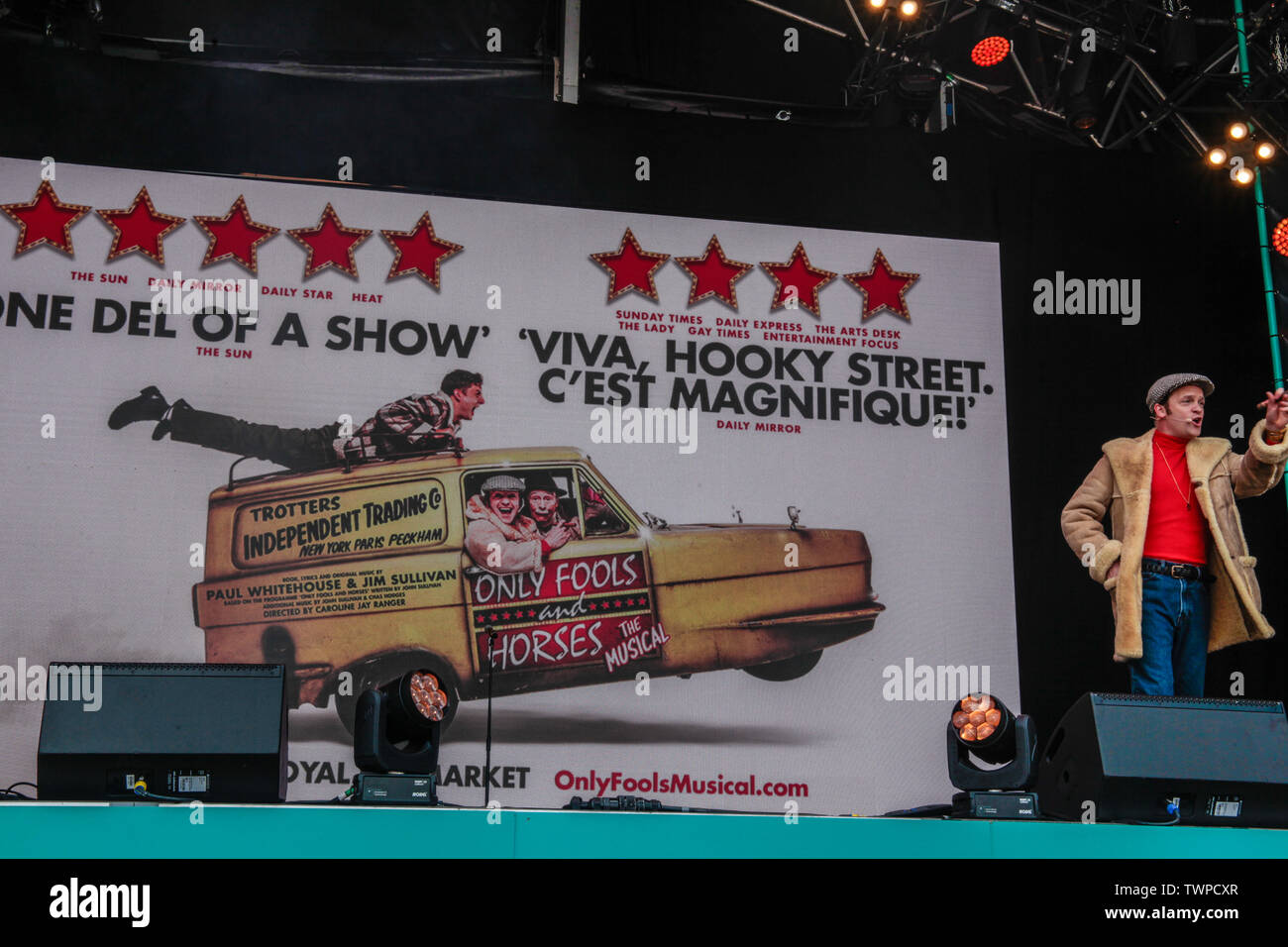 From the cast of only fools and horses the musical hi-res stock ...
