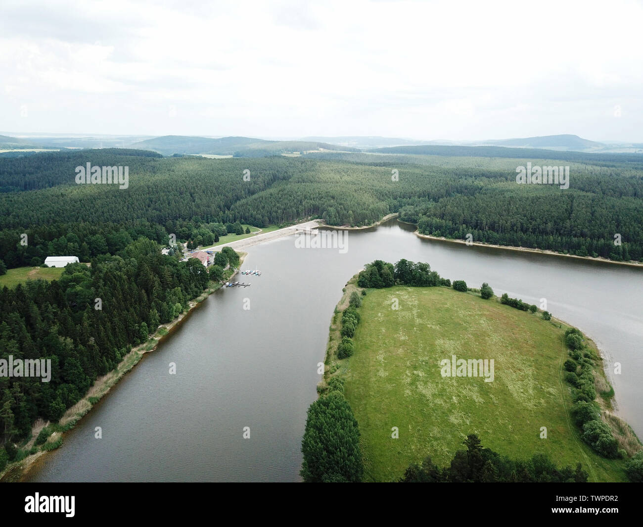 Heyda, Germany. 22nd June, 2019. The Heyda dam dam dams the Wipfra near ...