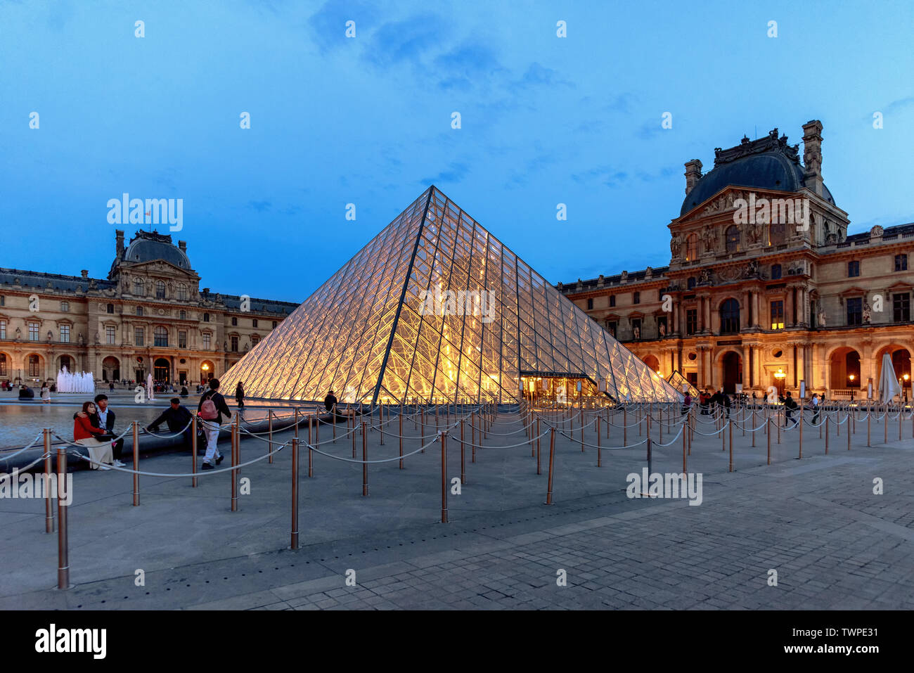 Empty Queue High Resolution Stock Photography and Images - Alamy