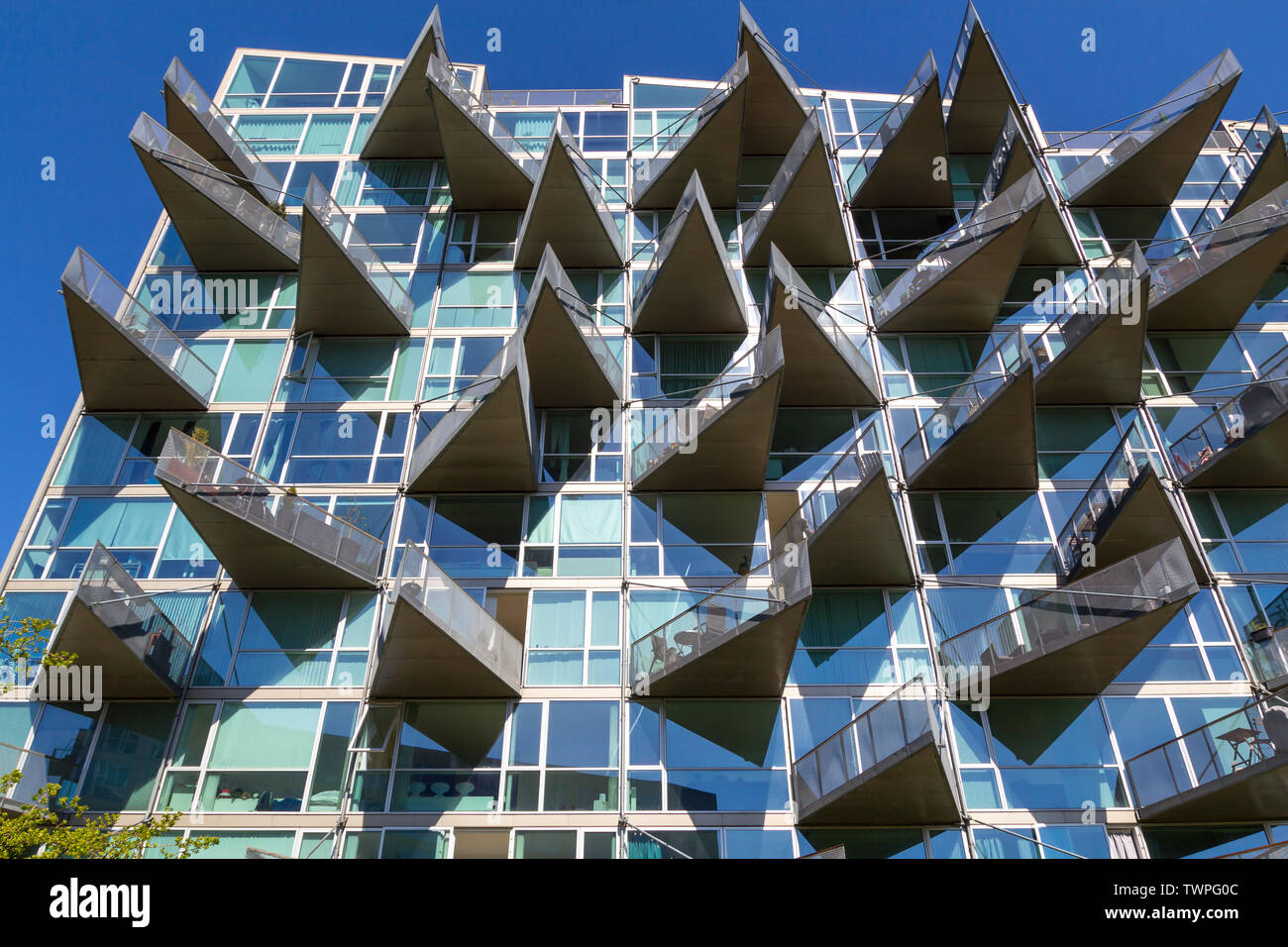 Spiky Building High Resolution Stock Photography and Images - Alamy