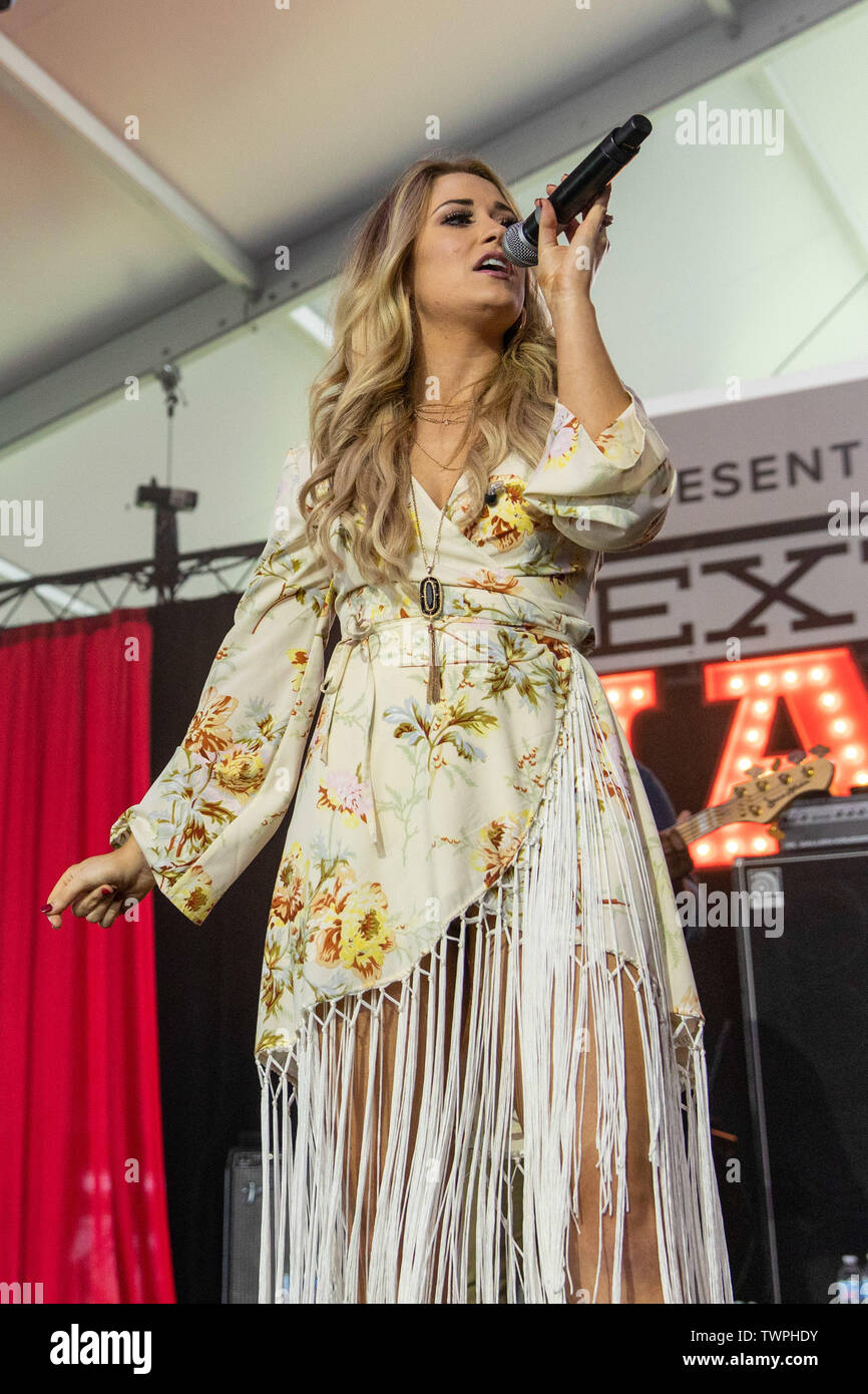 Rachel wammack hi-res stock photography and images - Alamy