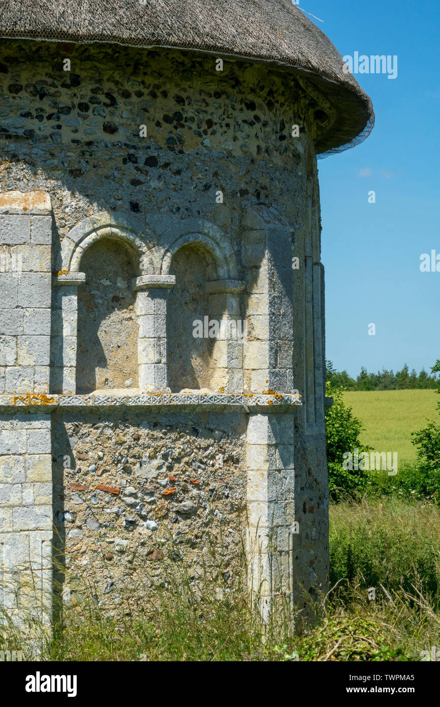 Englands ancient churches hi-res stock photography and images - Alamy