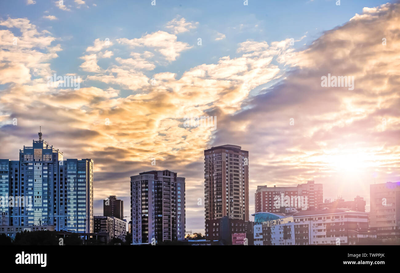 Internatsunset hi-res stock photography and images - Alamy