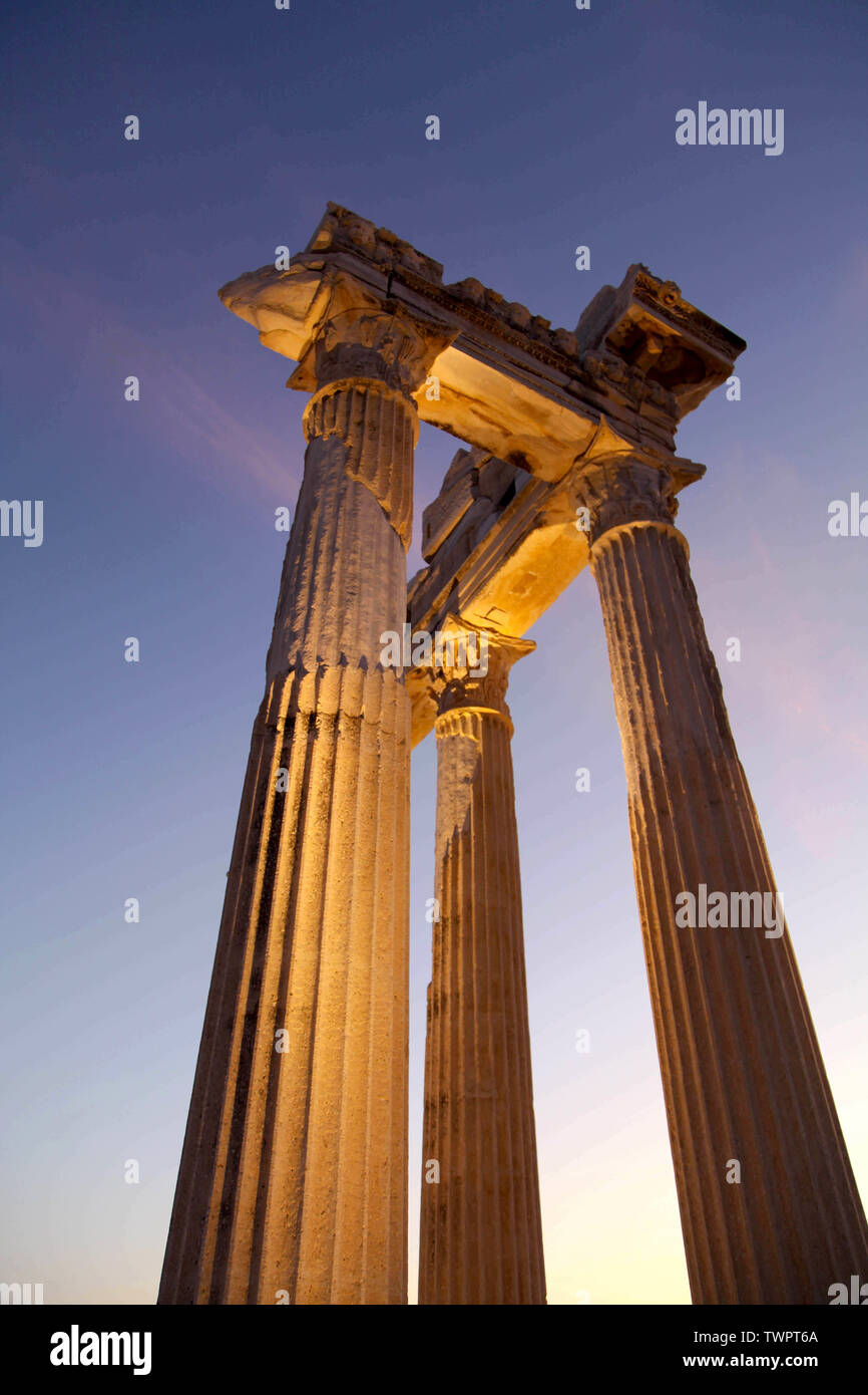 Turkey Ruins of the Temple of Apollo located in Antalya Stock Photo - Alamy