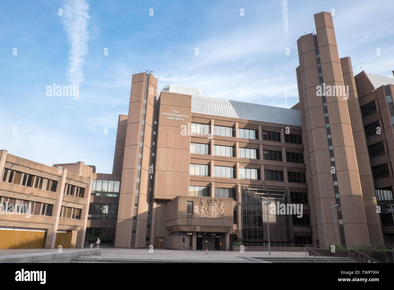 Liverpool crown court building hi-res stock photography and images - Alamy