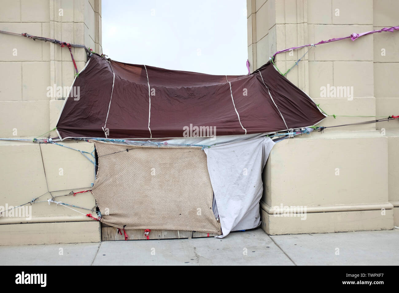 LOS ANGELES - CALIFORNIA: JUNE 18, 2019: A homeless persons tent setup ...