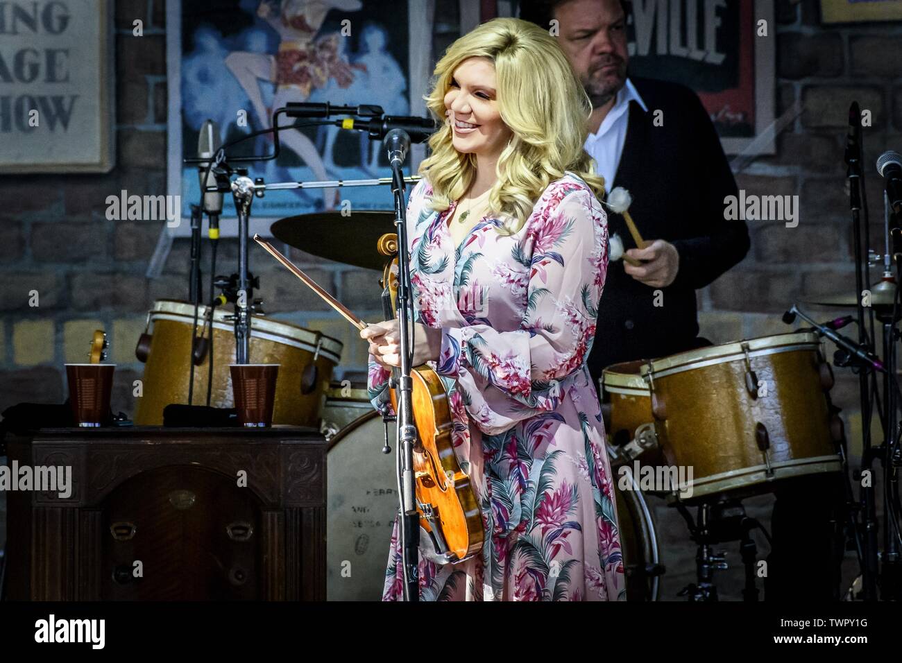 June 21, 2019 - Toronto, Ontario, Canada - American bluegrass-country ...