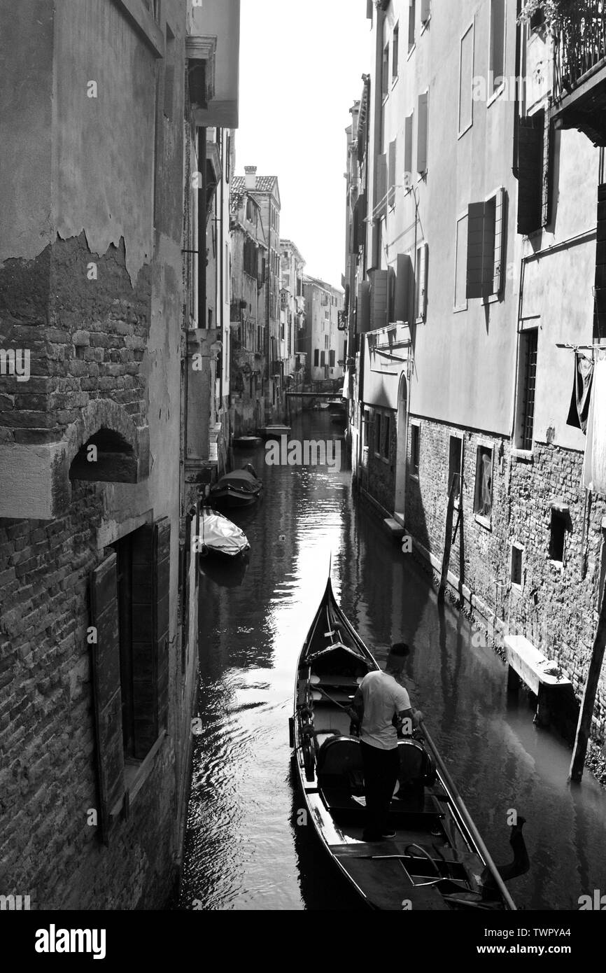 Europe italian italia canal Black and White Stock Photos & Images - Alamy