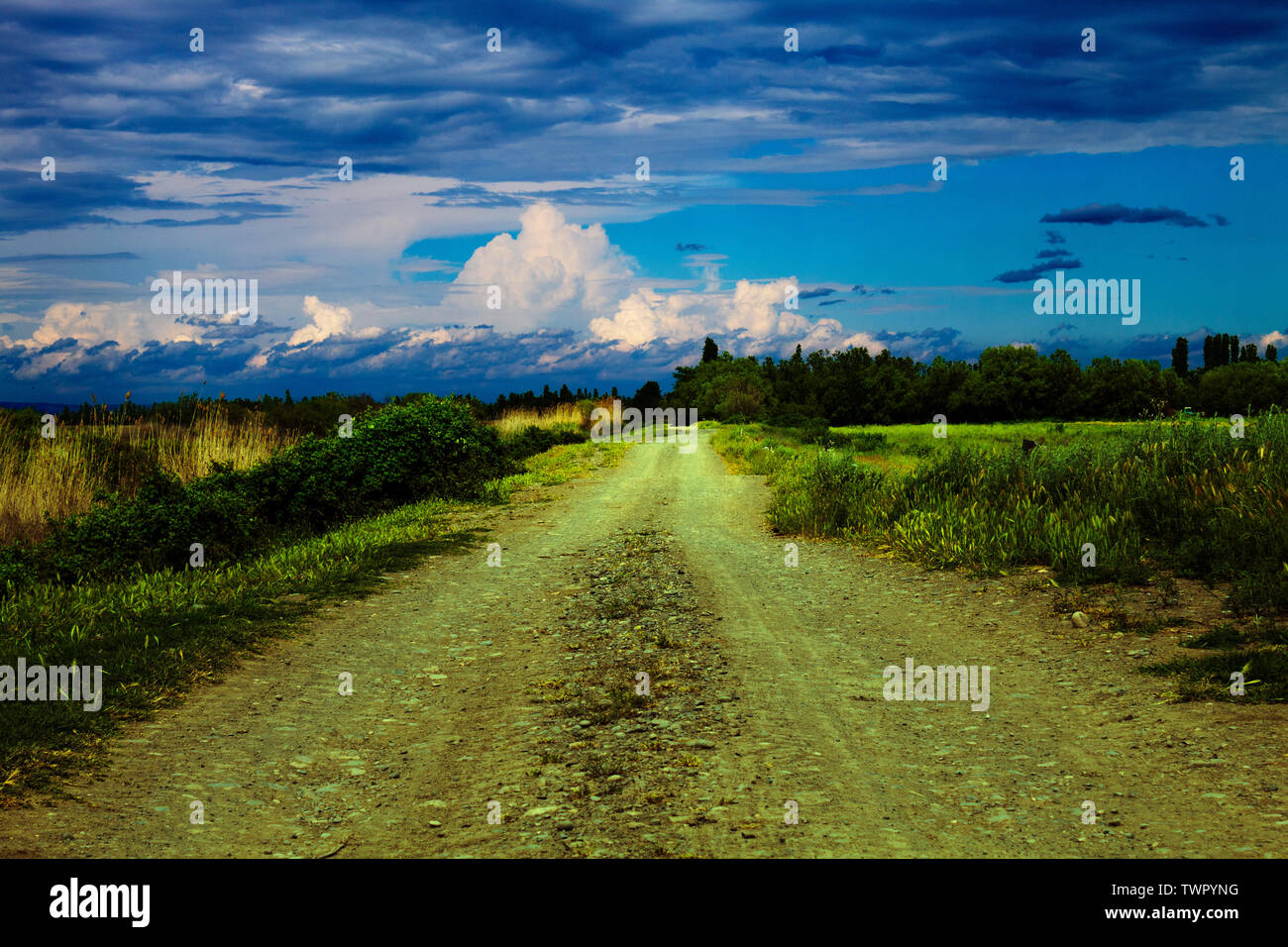 Nice road view for background hi-res stock photography and images - Alamy