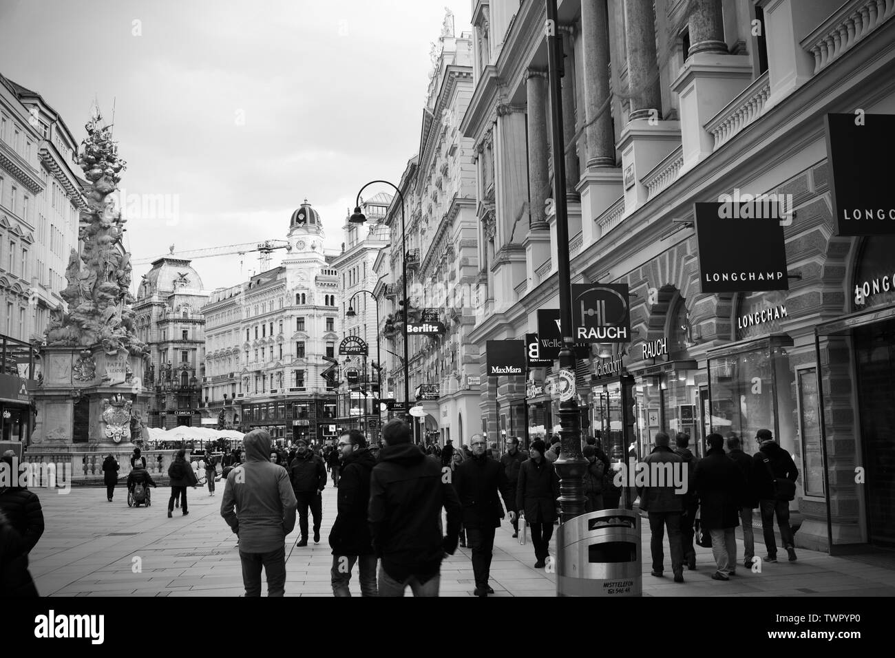 Discover wien hi-res stock photography and images - Alamy