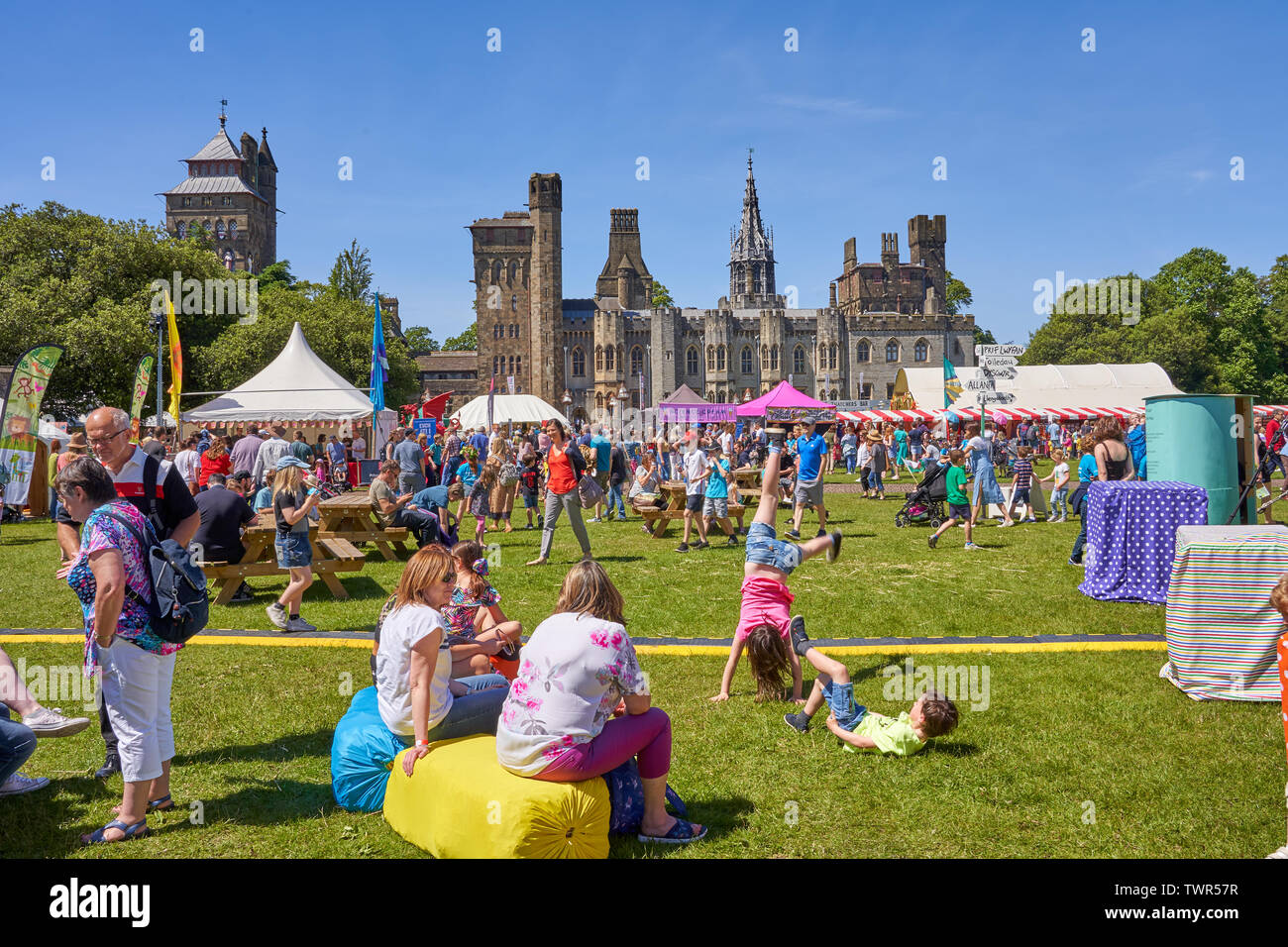 Cardiff festival of food and drink hi-res stock photography and images ...