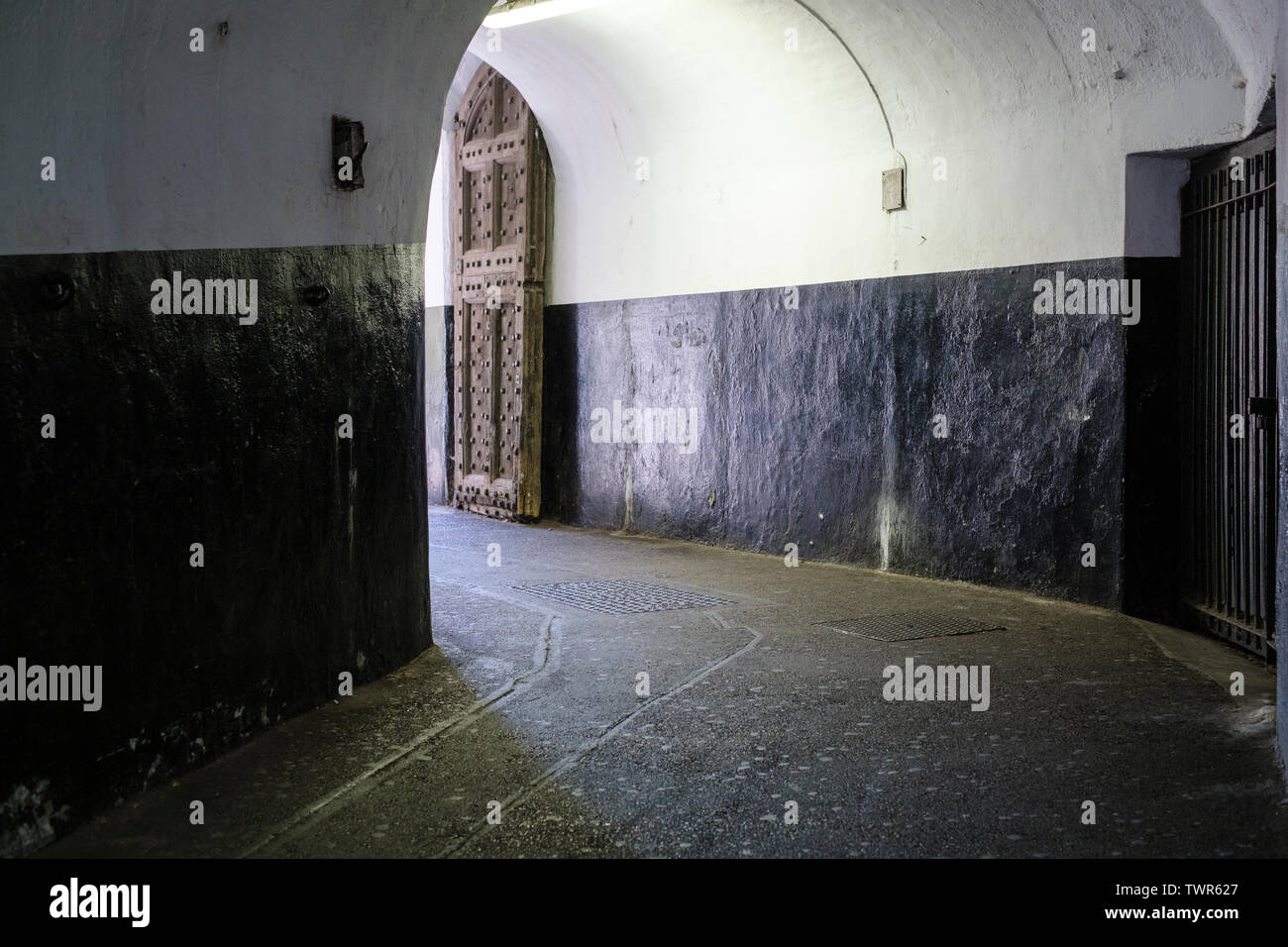 Landport Gate & Tunnel, sustained 13 seiges Stock Photo - Alamy