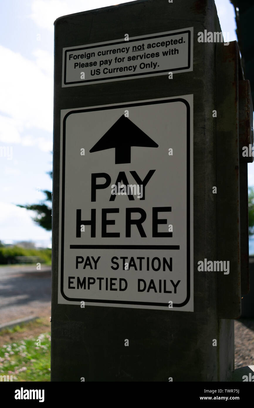 Pay Station at parking lot Stock Photo - Alamy