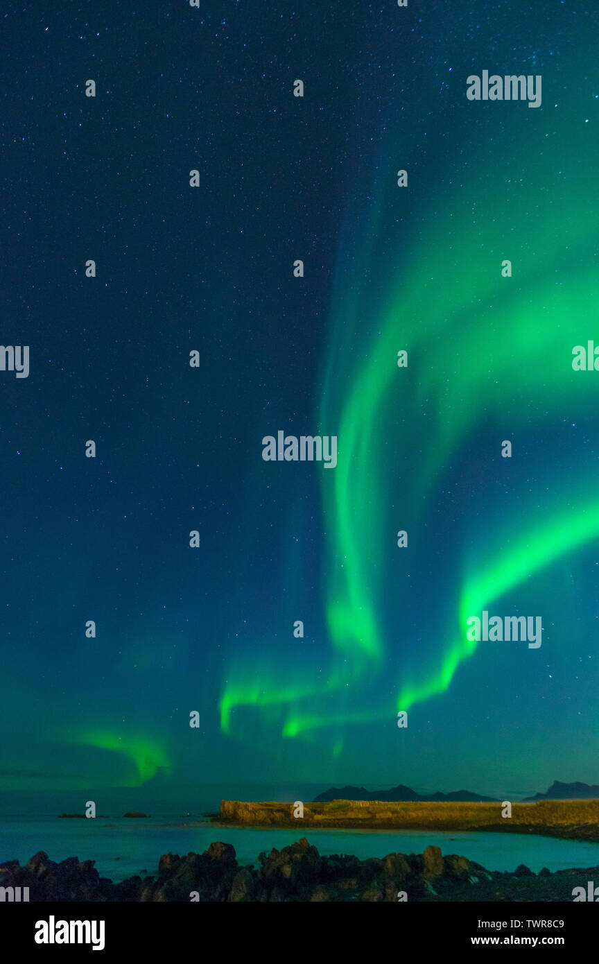 Icelandic northern lights hi-res stock photography and images - Alamy