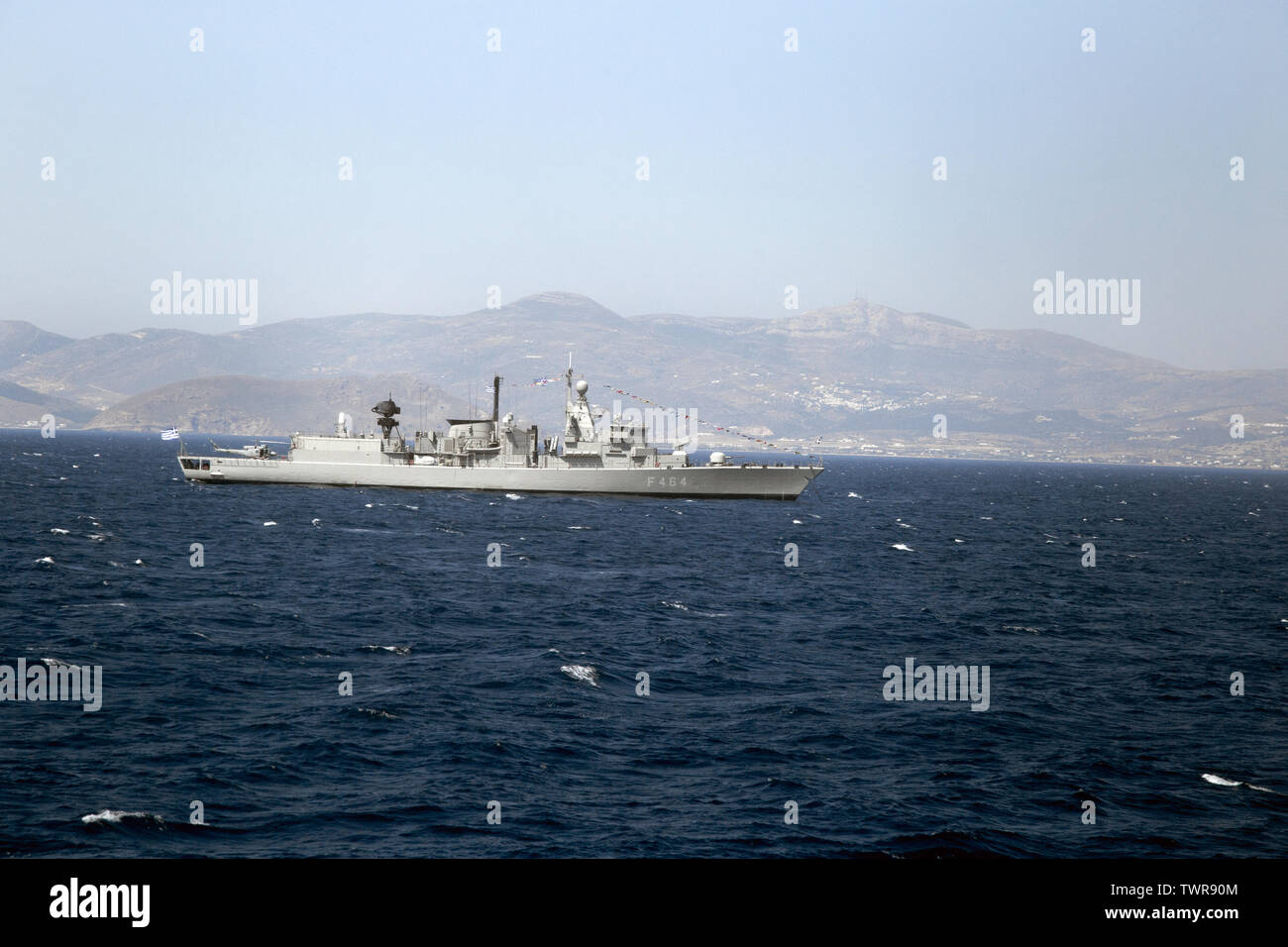 Naval destroyer hi-res stock photography and images - Alamy