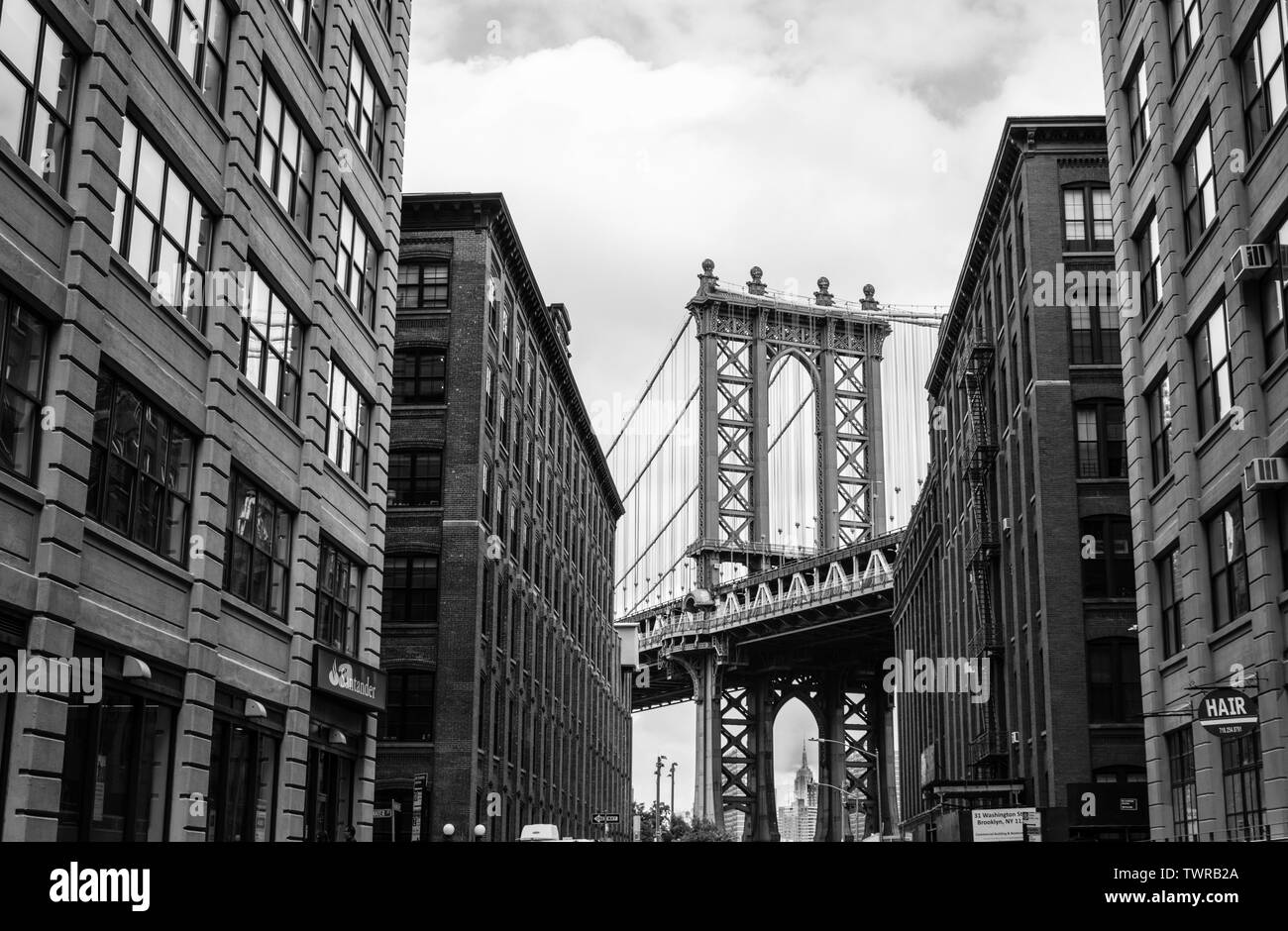 Dumbo heights tech hi-res stock photography and images - Alamy