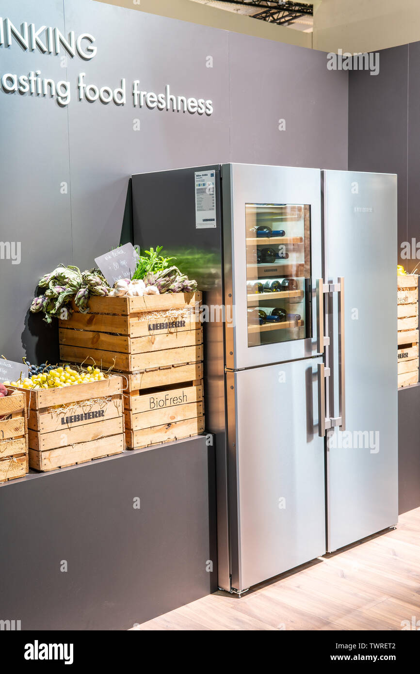 Liebherr fridge hi-res stock photography and images - Alamy