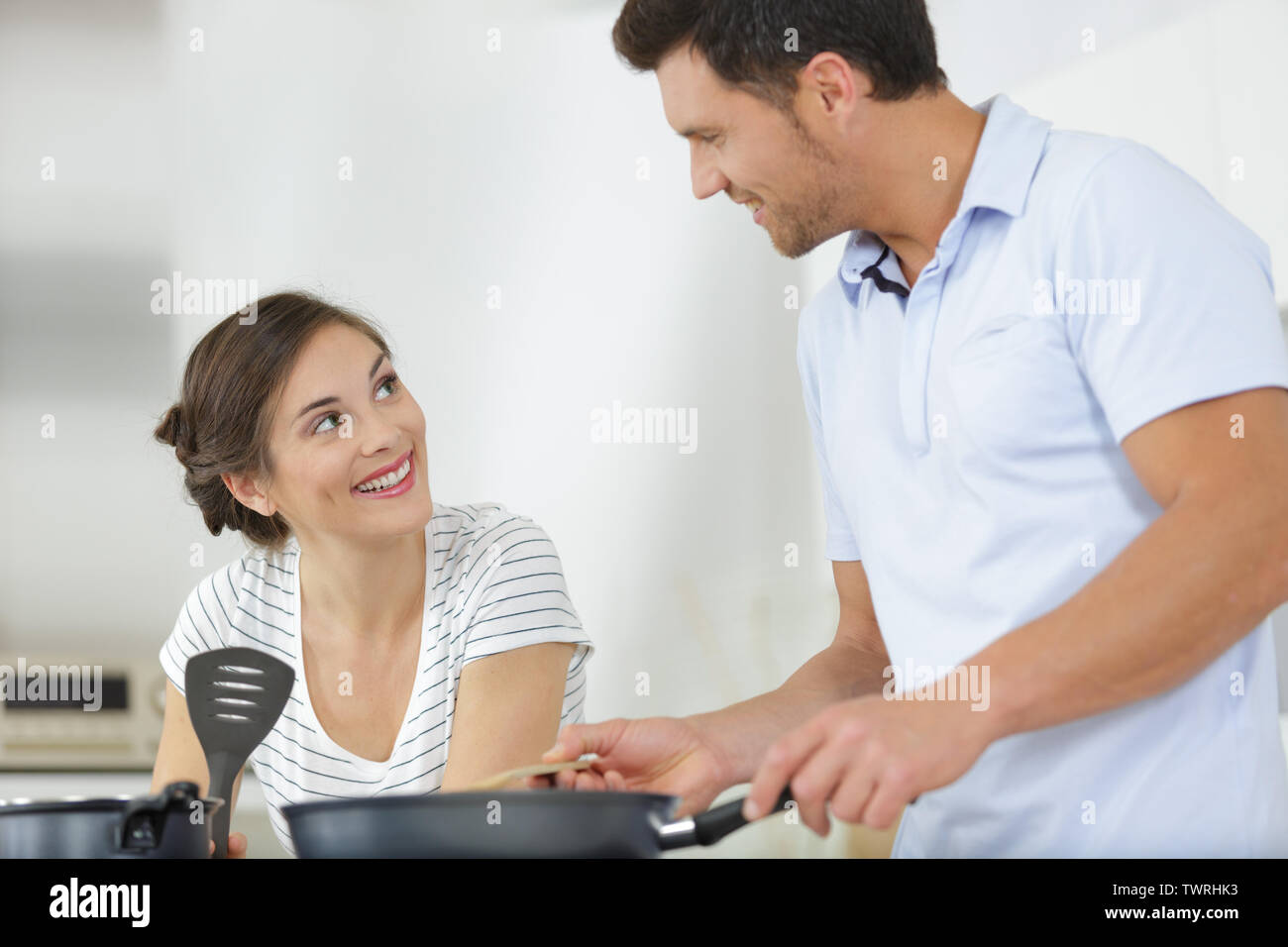 Gender kitchen knife hi-res stock photography and images - Alamy