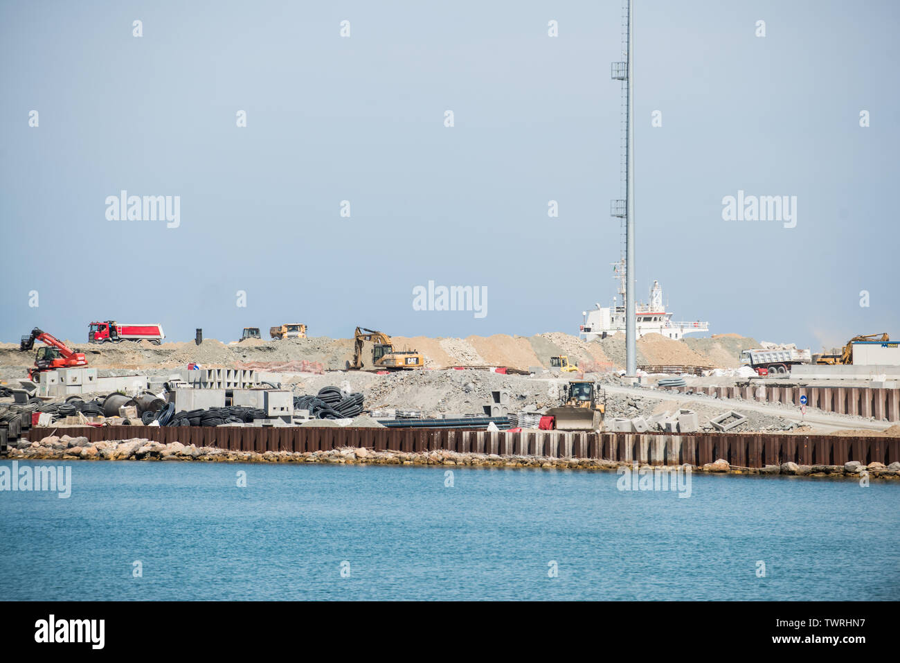 Work in progress during building of Vado Ligure port new cargo APM ...