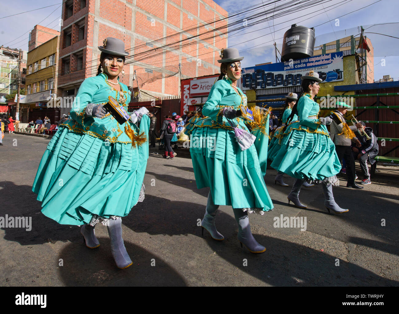 Bolivian religious festivals hi-res stock photography and images - Alamy