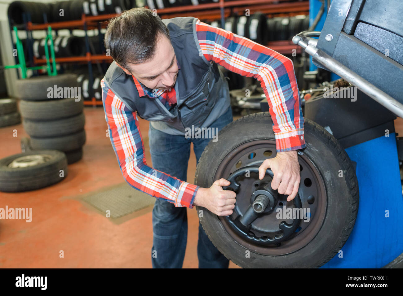 Vulcanizing hi-res stock photography and images - Alamy