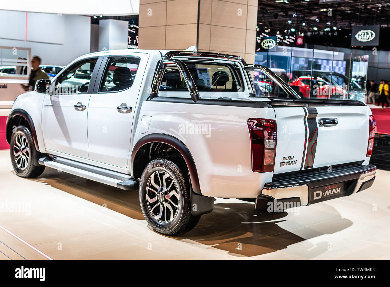 Showroom of isuzu car hi-res stock photography and images - Alamy
