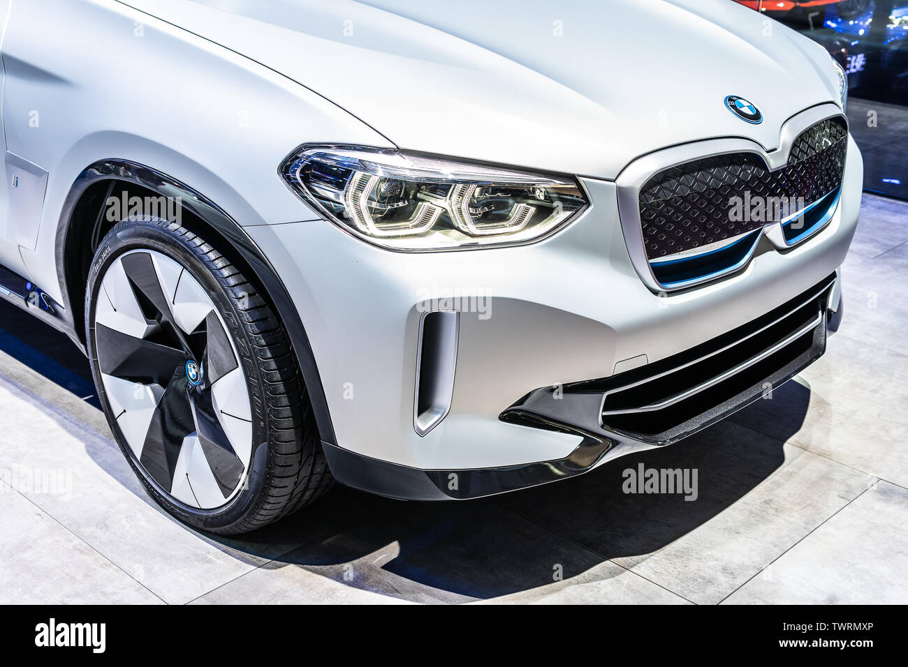 Bmw edrive technology hi-res stock photography and images - Alamy