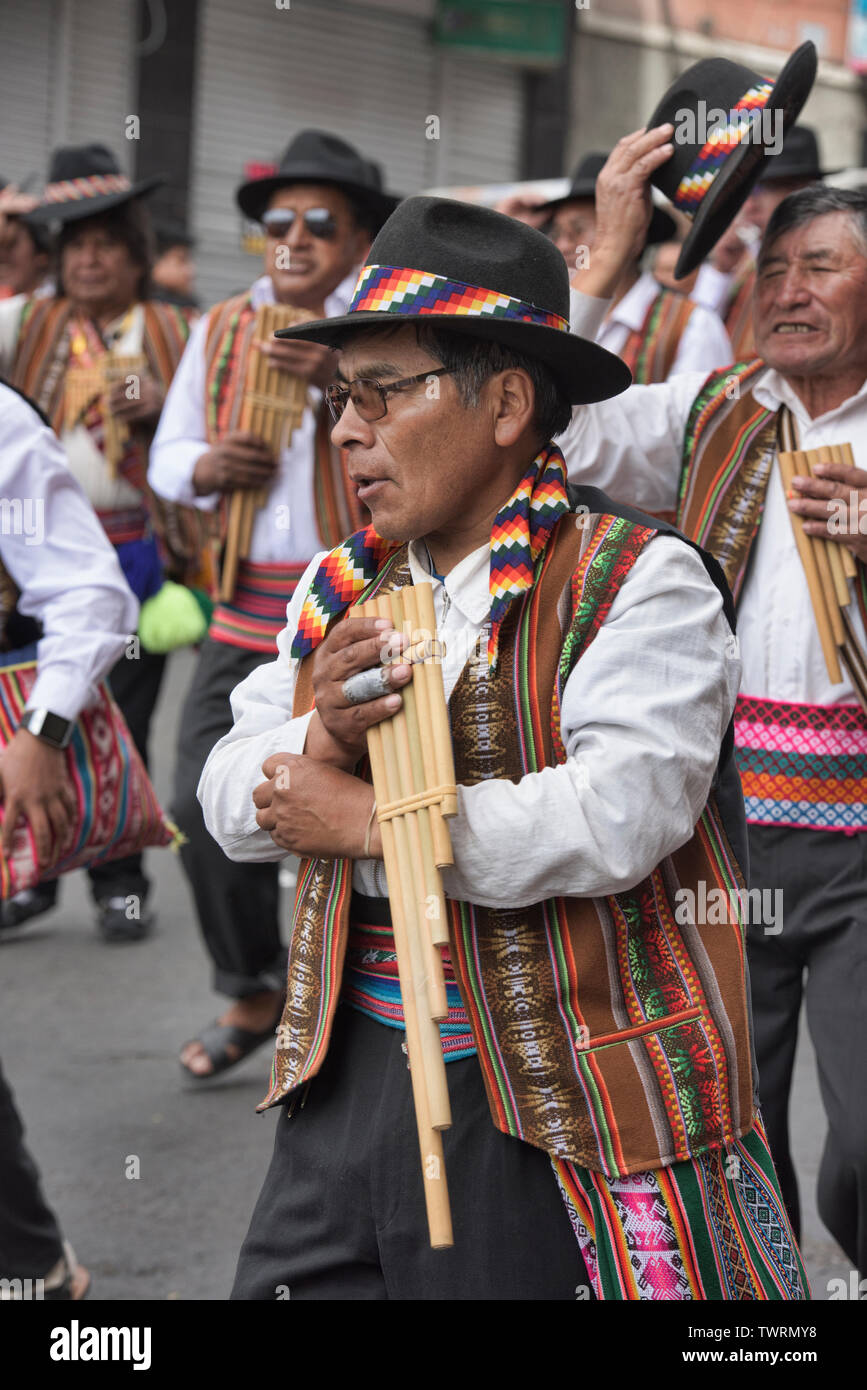 Siku hi-res stock photography and images - Alamy