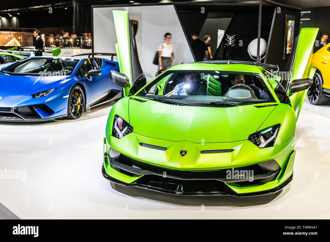 Green Lamborghini Aventador Roadster