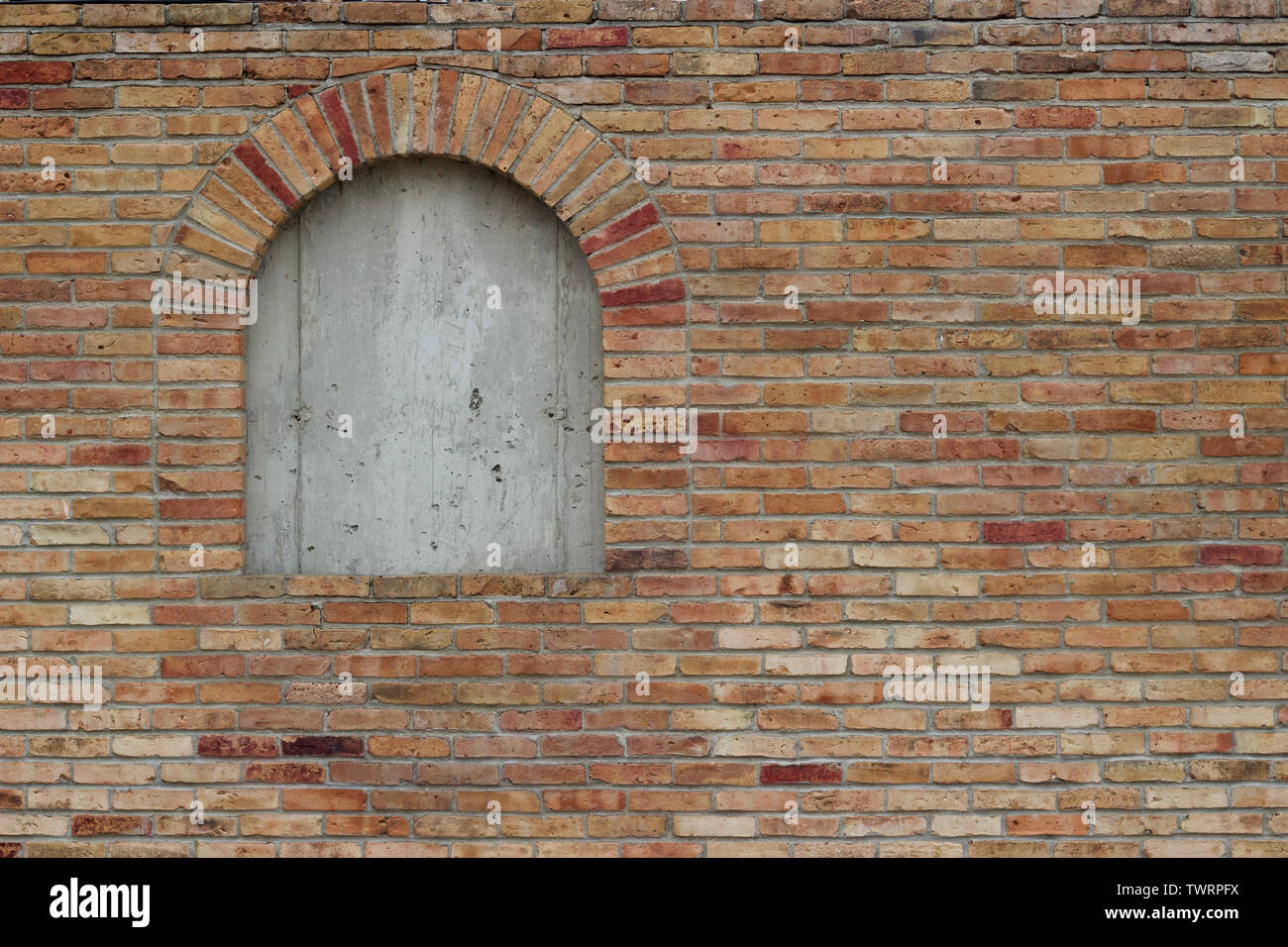 Old red door showing texture hi-res stock photography and images - Alamy