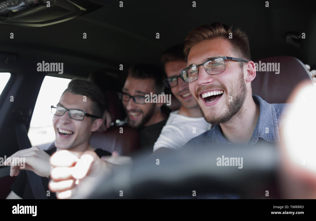 Teenager car travel group hi-res stock photography and images - Alamy