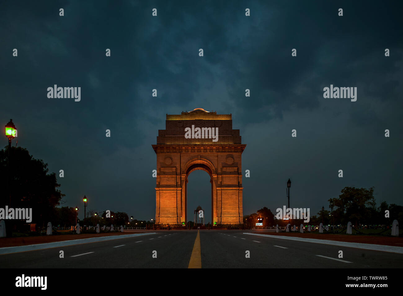 12-jun-2004 India Gate memorial of the first world war New Delhi, India ...