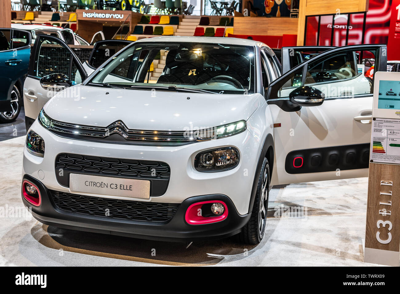 Paris, France, October 09, 2018: metallic white Citroen C3 Elle at ...