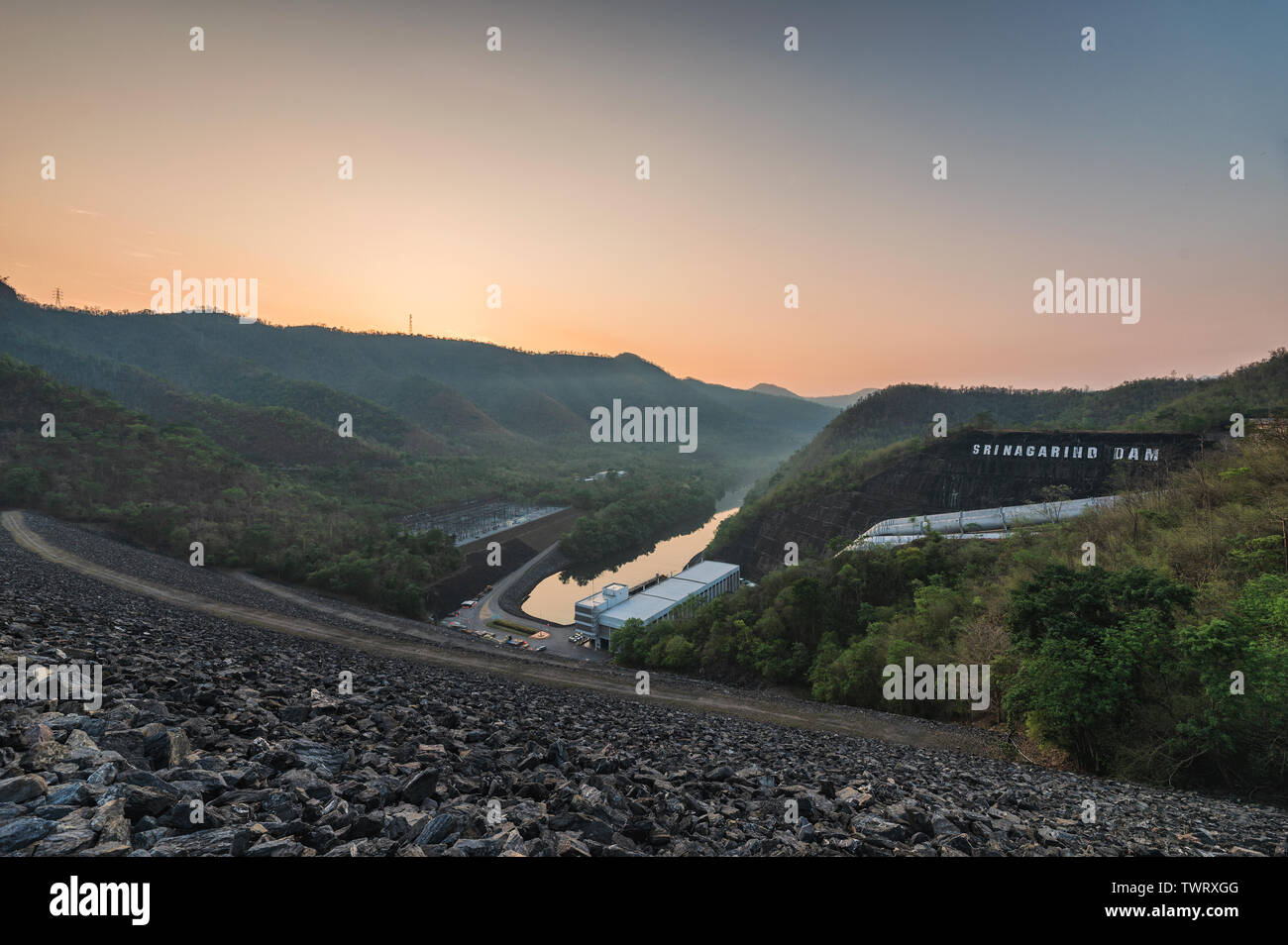 Scenery of Srinakarin dam with power plant in valley at morning ...