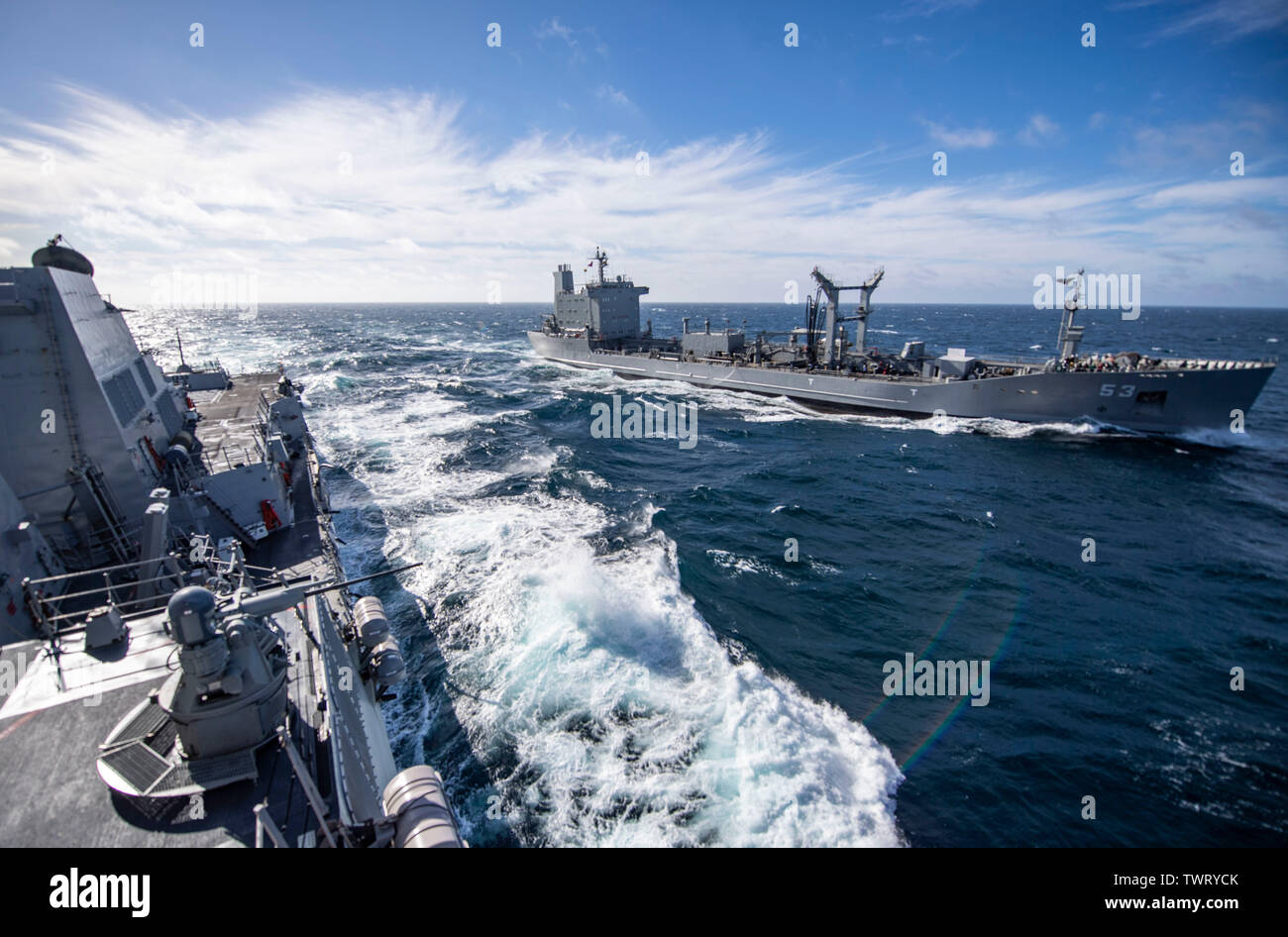 Uss michael murphy hi-res stock photography and images - Alamy