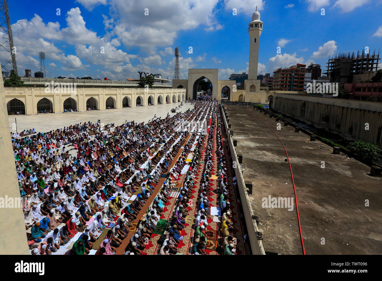 Eid ul fitr namaz prayer time hi-res stock photography and images - Alamy