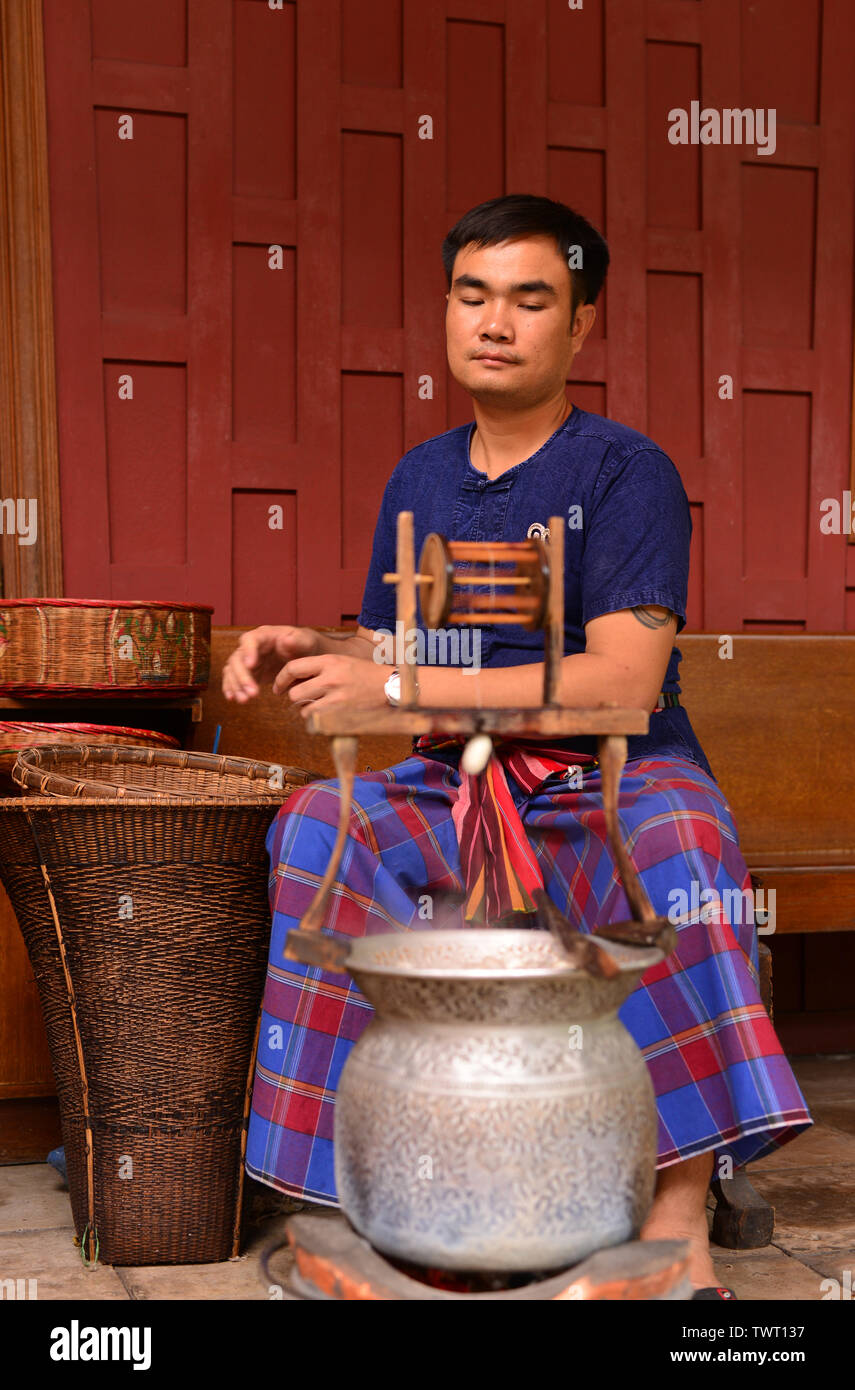 Jim thompson house bangkok hi-res stock photography and images - Alamy