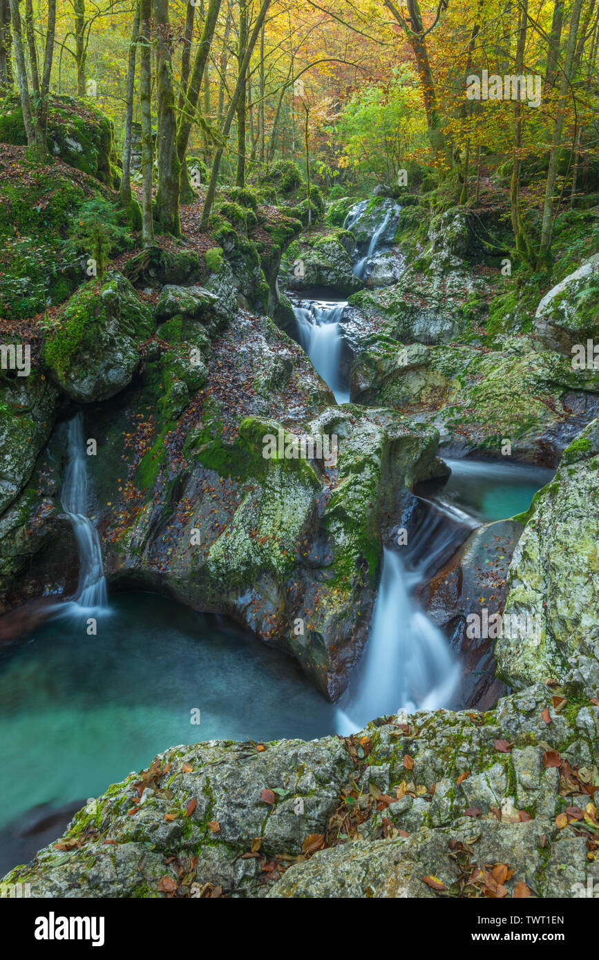 Multiple small waterfalls in hi-res stock photography and images - Alamy