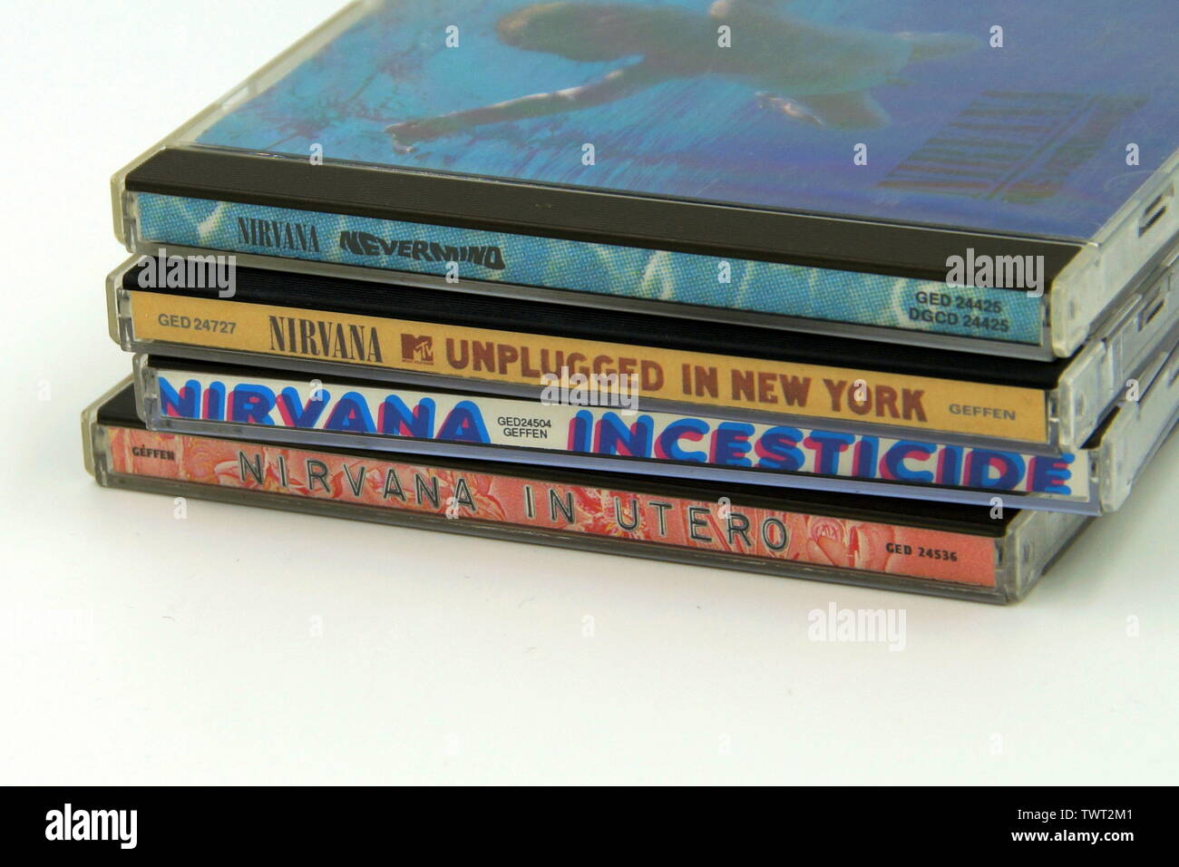 Cds 90s hi-res stock photography and images - Alamy