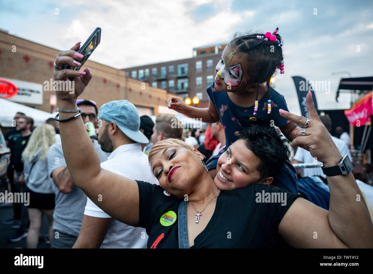 Chicago, Illinois, USA. 22nd June, 2019. Partners Mia and Cruz take a ...