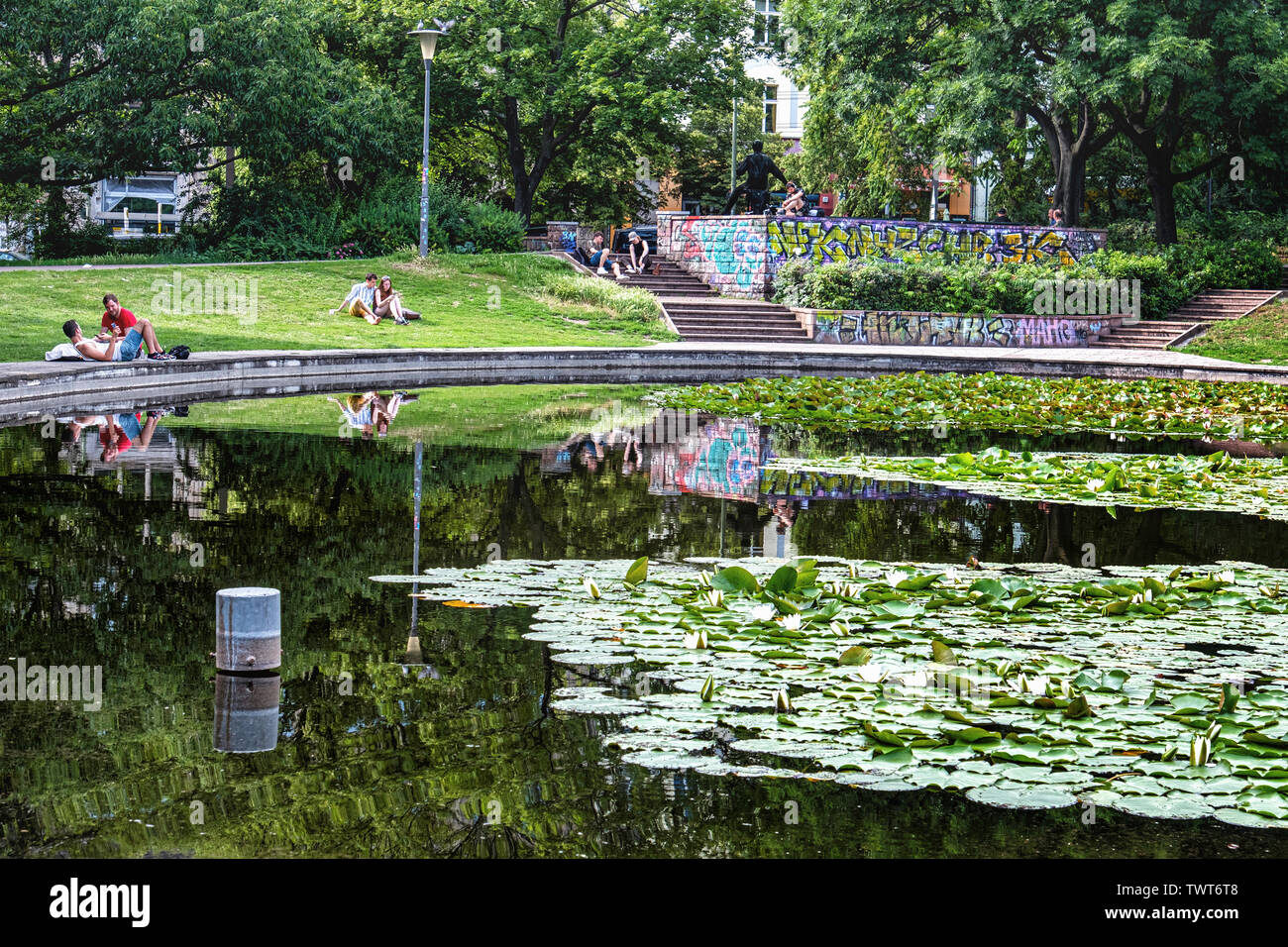 Volkspark am weinberg hi-res stock photography and images - Alamy