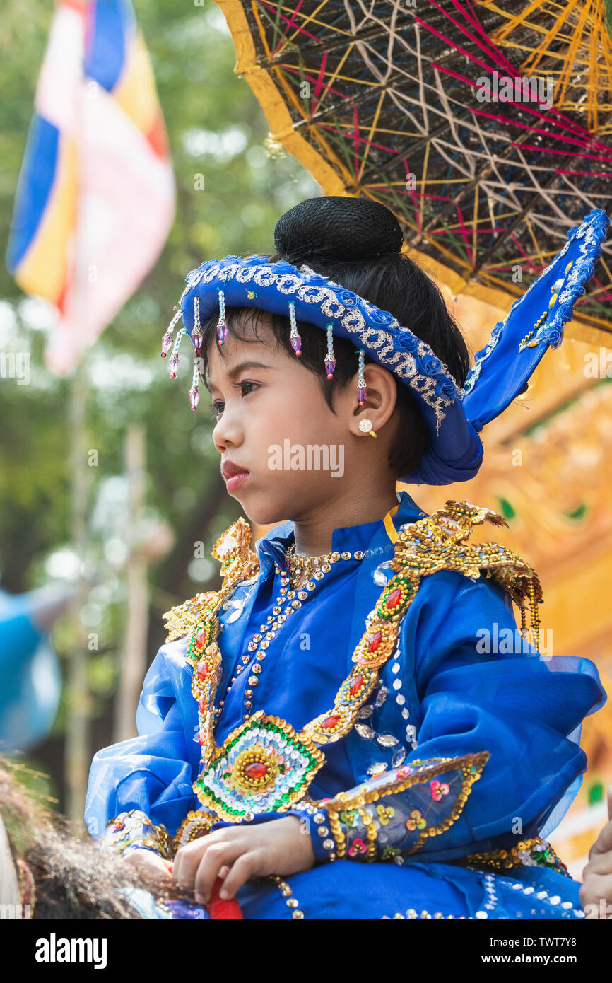 Novice ordination hi-res stock photography and images - Alamy Novice ordination hi-res stock photography and images - Alamy