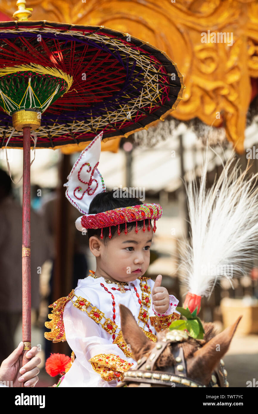 Initiation Ceremony High Resolution Stock Photography and Images - Alamy